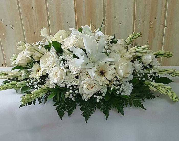 Jual RANGKAIAN BUNGA SEGAR | CENTERPIECE OVAL | CENTERPIECE BUNGA SEGAR ...