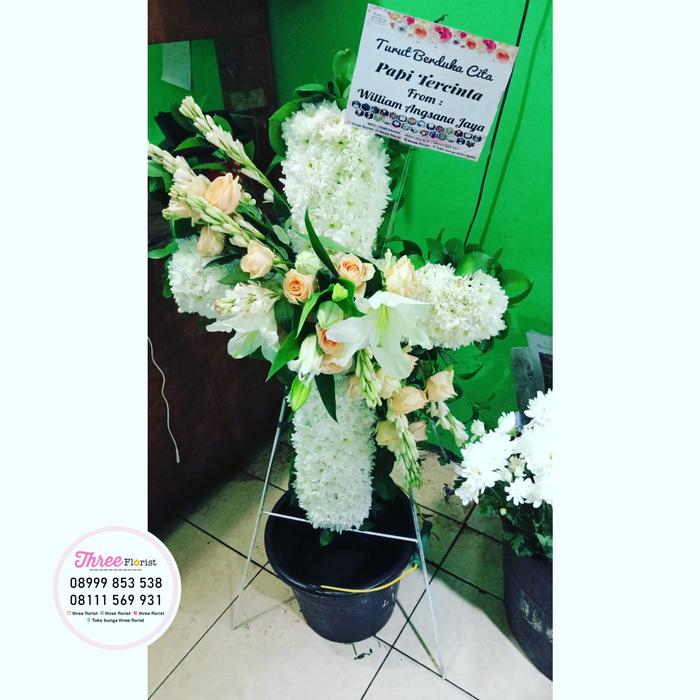 Jual karangan bunga salib duka cita / bunga salib /bunga salib dan ...