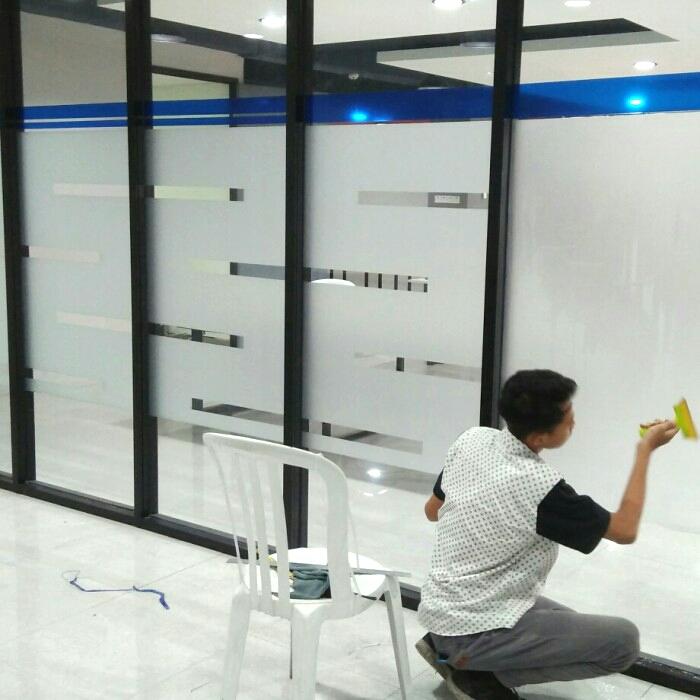Jual Jual dan Pasang Cuting Sticker Warna dan Sandblast Buat Kaca ...