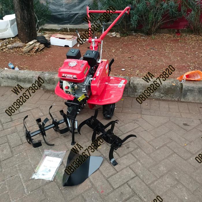 Jual Traktor mini / Traktor kecil | Mesin bajak sawah kering merk tiger ...