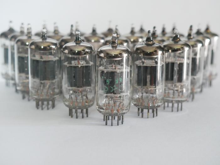Jual JAN SYLVANIA 5751 / 12AX7 / ECC83 PREAMP TUBE - Kota Bekasi ...