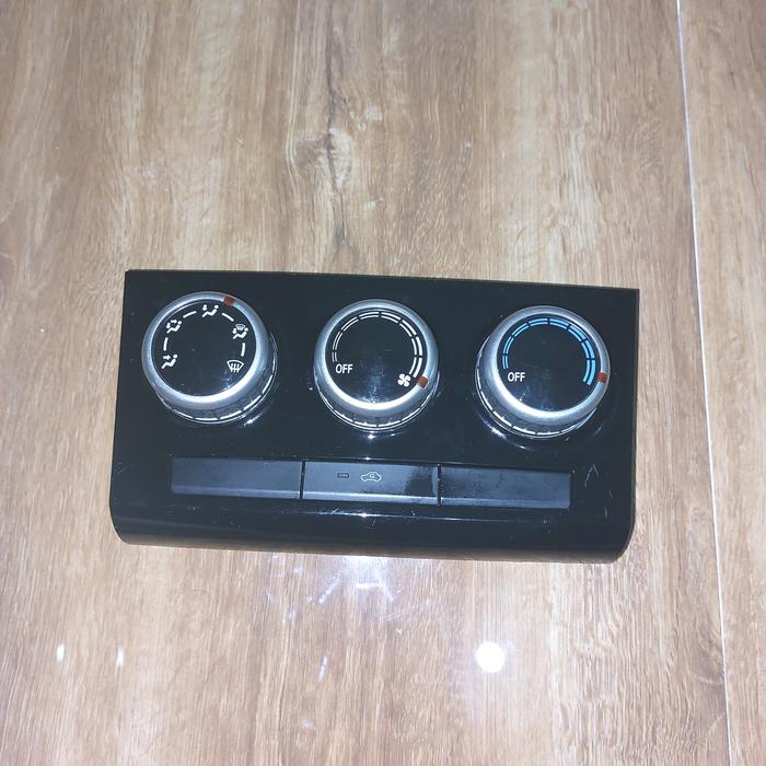 Jual panel switch ac mitsubishi expander 75K233 - Kota Bekasi - gelugur ...