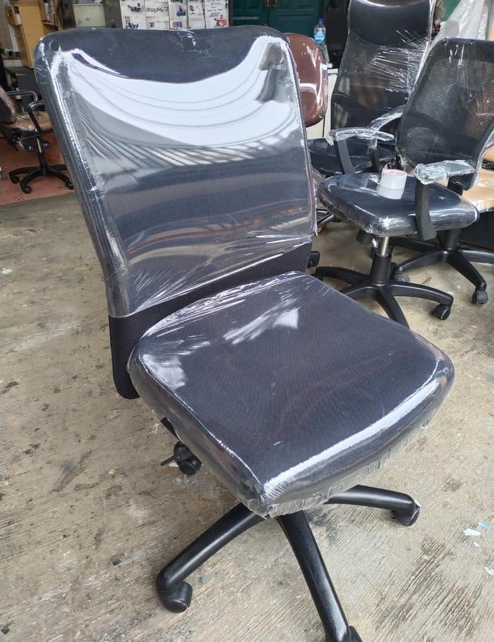 Jual Kursi Kantor merek MORELLI sandaran tinggi hidrolik, busa tebal ...