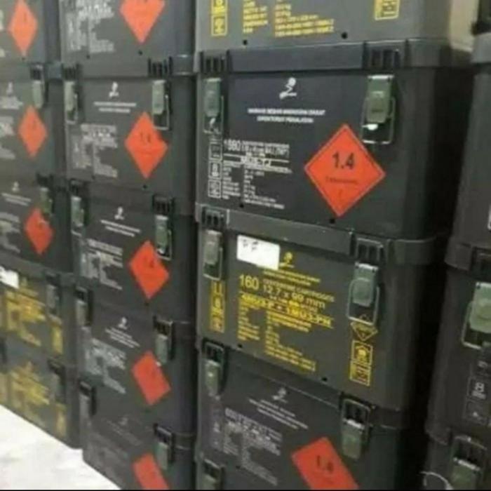 Jual Box Kotak Plastik Bekas isi Amunisi Pindad Original - Jakarta ...