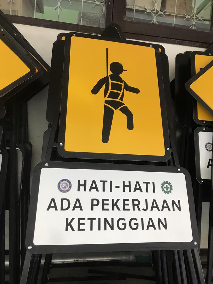 Jual Rambu Keselamatan Hati Hati Pekerjaan Ketinggian Safety Sign ...