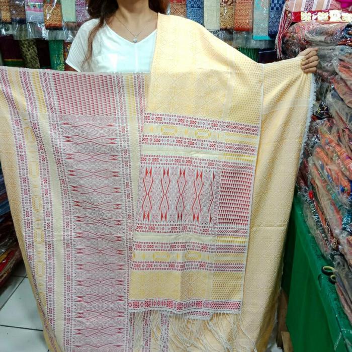 Jual songket Tarutung motif Tumtuman tanpa sambung warna gold kombi ...