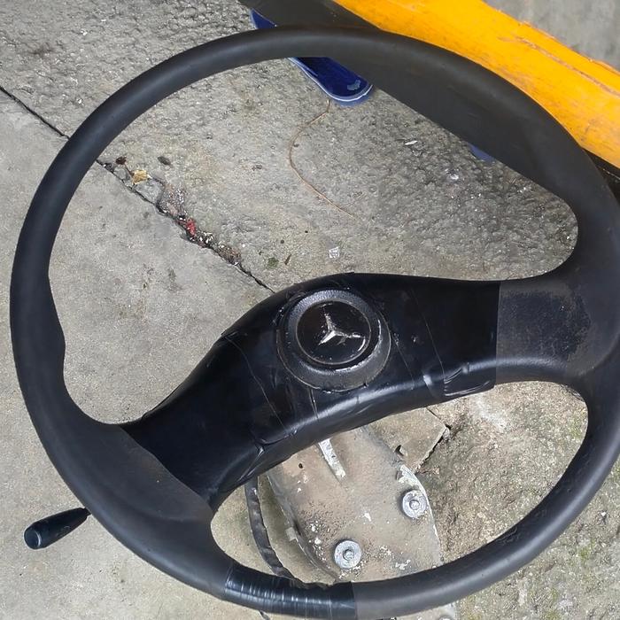 Jual Setir Bus Mercy copotan 1525/1526 - Kab. Sidoarjo - Aisyah Mart ...