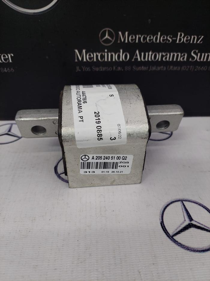 Jual ENGINE MOUNT Rear,A205 240 51 00,W205,W253,Mercedes-Benz 100% ...