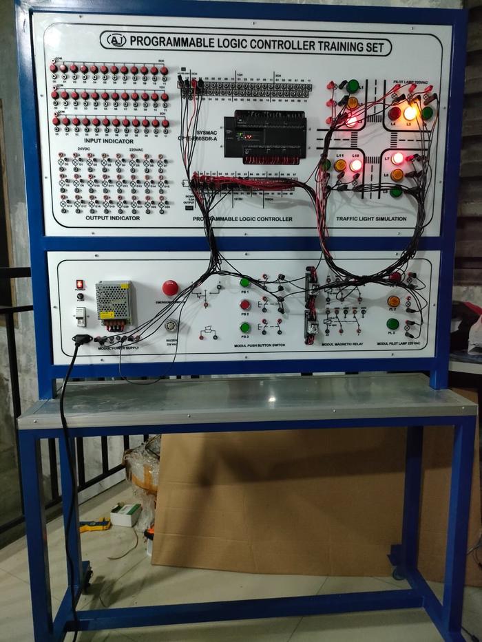 Jual APLIKASI PLC TRAFFIC LIGHT - Kota Semarang - SARANA CIPTA MEDIA ...