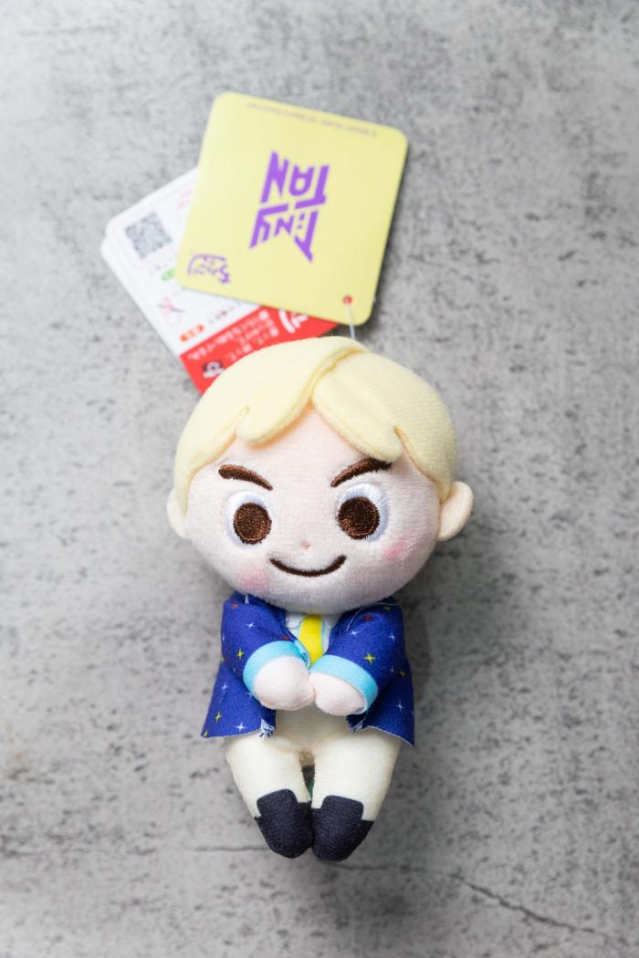 Jual BTS TinyTan IDOL Jin Chokkorisan TAKARA TOMY ARTS Plush Doll - Jakarta Timur - Ichigo ...