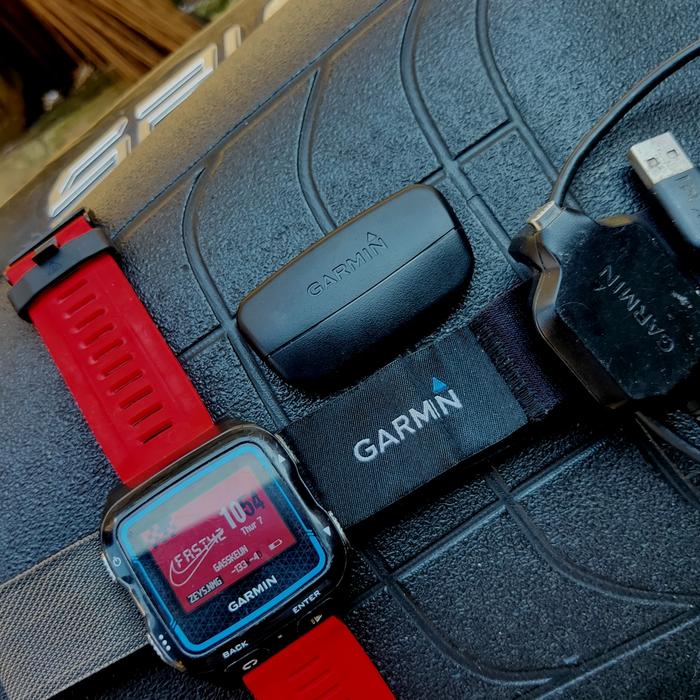 Jual garmin forerunner 920xt 920 xt triathlon not music instinct - Kab ...