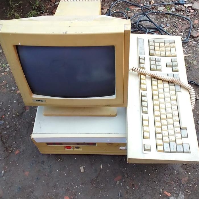 Jual dibeli komputer jadul tahun 80an dgn harga menarik - Kota ...