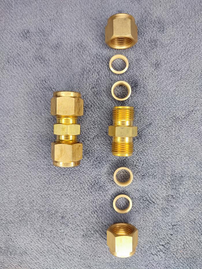 Jual Union Connector 3/8 OD tube x 3/8 OD Tube Brass Hylok - Kab ...