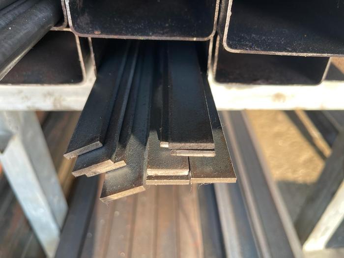 Jual Plat Strep 4mm x 20mm x 540mm - Kota Malang - Rajawali Galvalum ...