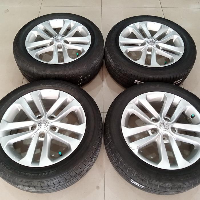 Jual velg OEM standar Nissan Juke R17 plus ban 215/55 - Kota Depok ...