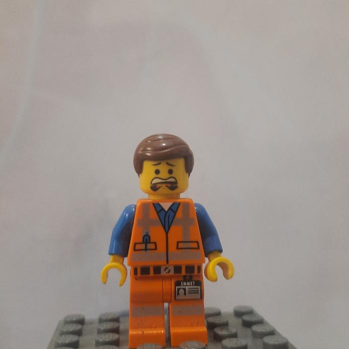 Jual Lego Movie Emmet Minifigure 100% ORIGINAL (99% MULUS) - Jakarta ...