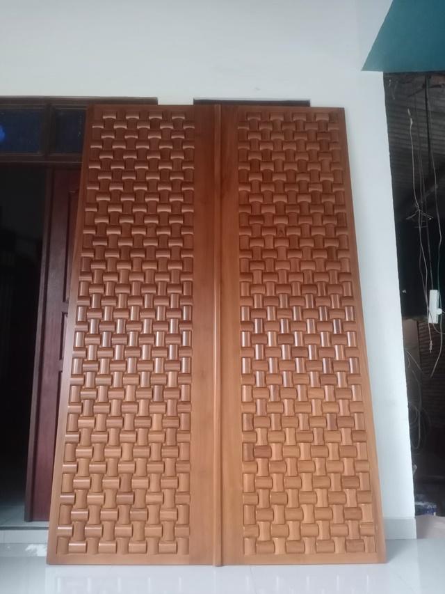Jual Pintu Rumah Utama Model Anyaman Bambu / Model Pintu Kupu Tarung ...