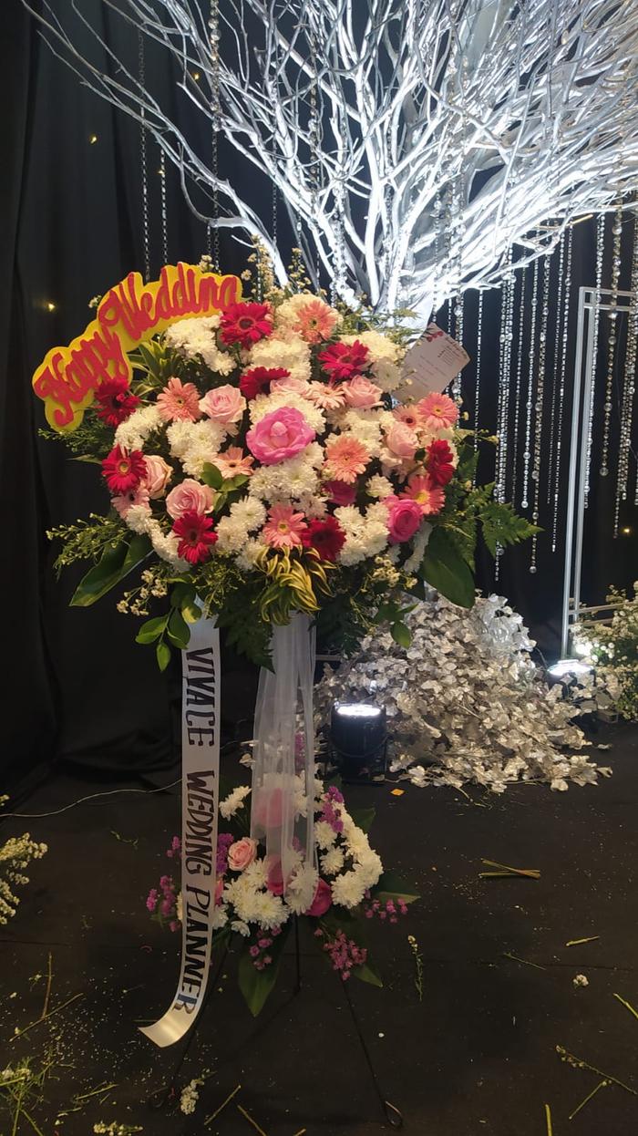 Jual STANDING FLOWER WEDDING - STANDING FLOWER CONGRATULATIONS ...