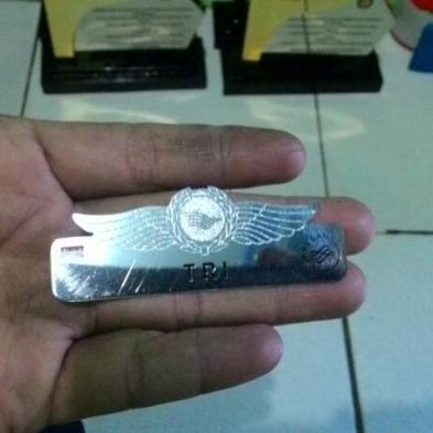 Jual wing name tag pramugari garuda - Jakarta Pusat - etsa centro ...