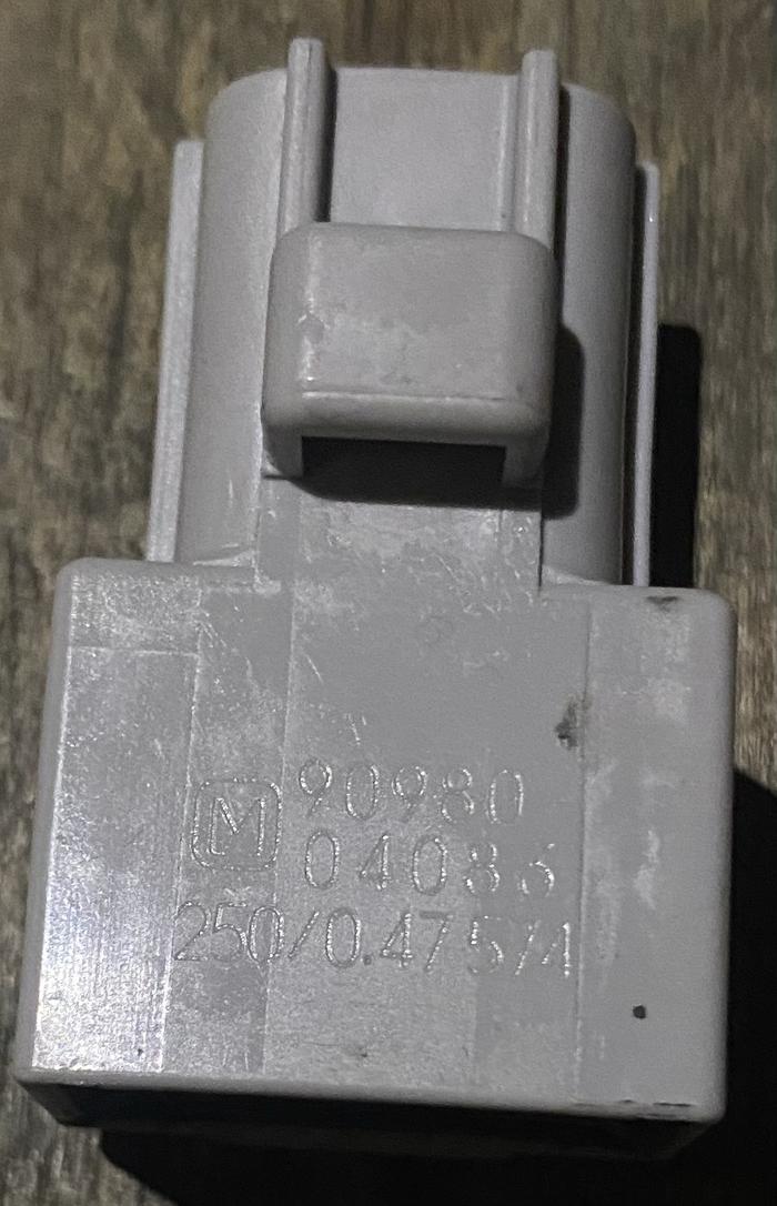 Jual RELAY IGNITER CONDENSOR TOYOTA 90980-04086 ORIGINAL - Kab. Bekasi ...