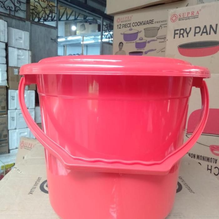Jual PUP EMBER TUTUP 4 GL 15 LITER EMBER PLASTIK GAGANG PLASTIK TUTUP UNGU - Ungu - Jakarta ...