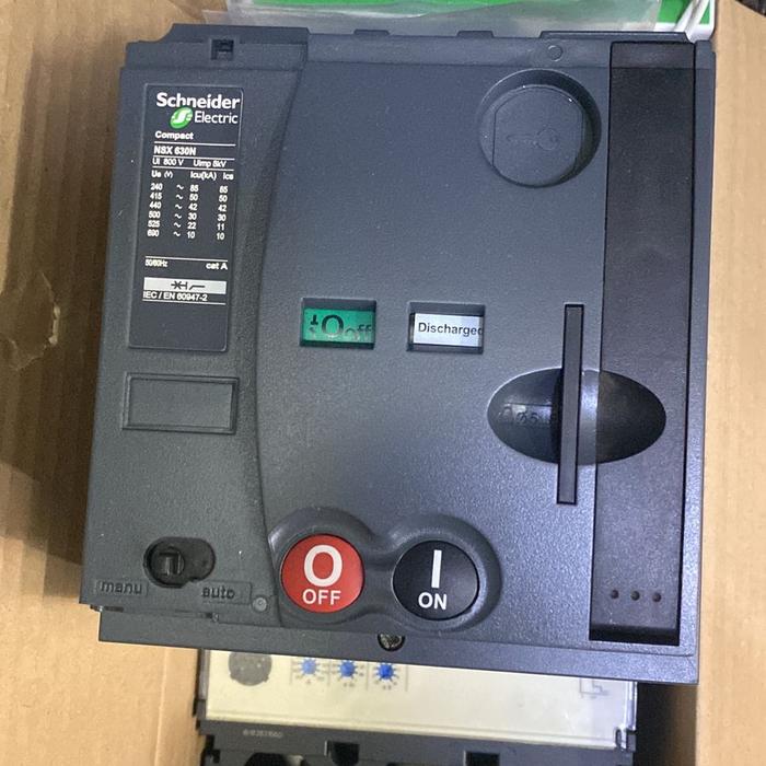 Jual mccb nsx + motorized 3p 630a schneider - Jakarta Pusat - Aurorae ...