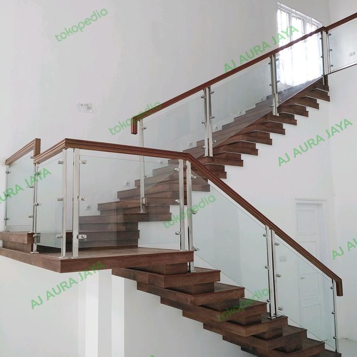Jual RAILING TANGGA KACA DENGAN HANDRILL KAYU - Kab. Bogor - AJ AURA ...