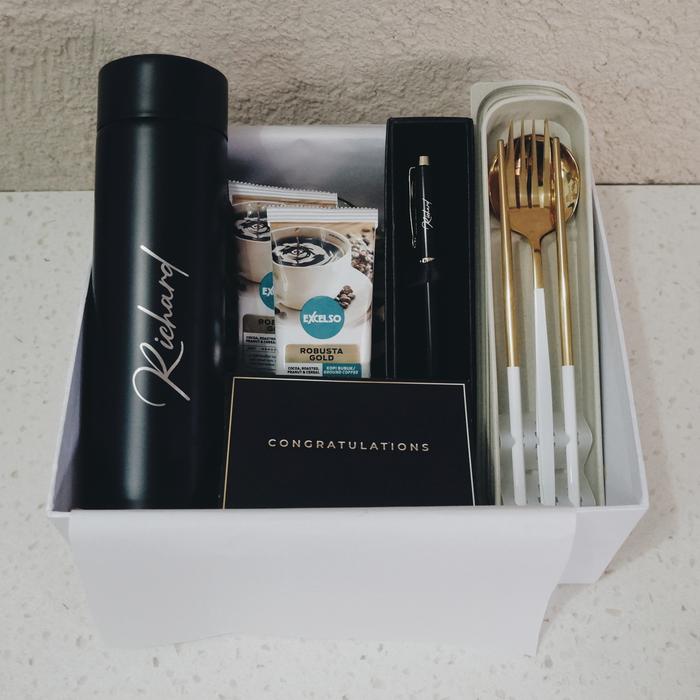 Jual Farewell Hampers 2 | Hadiah Resign Kado Ultah Event Kantor Custom ...