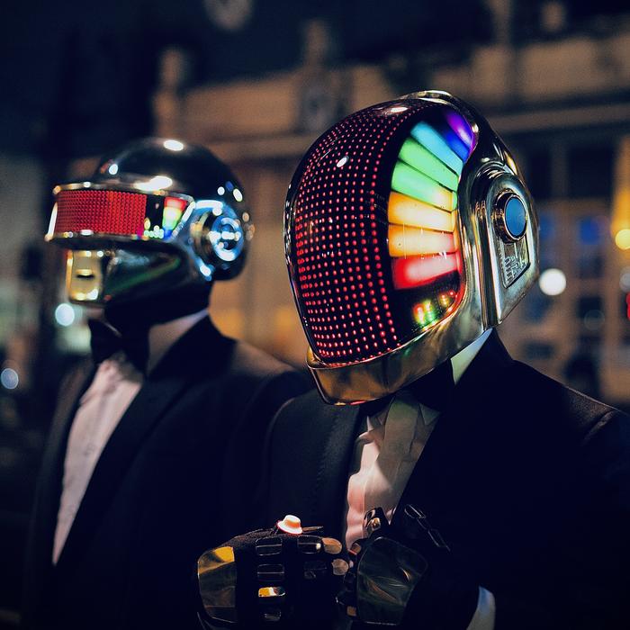 Jual DAFT PUNK HELMET WITH WIRELESS REMOTE ANIMATION - Kota Bandung ...