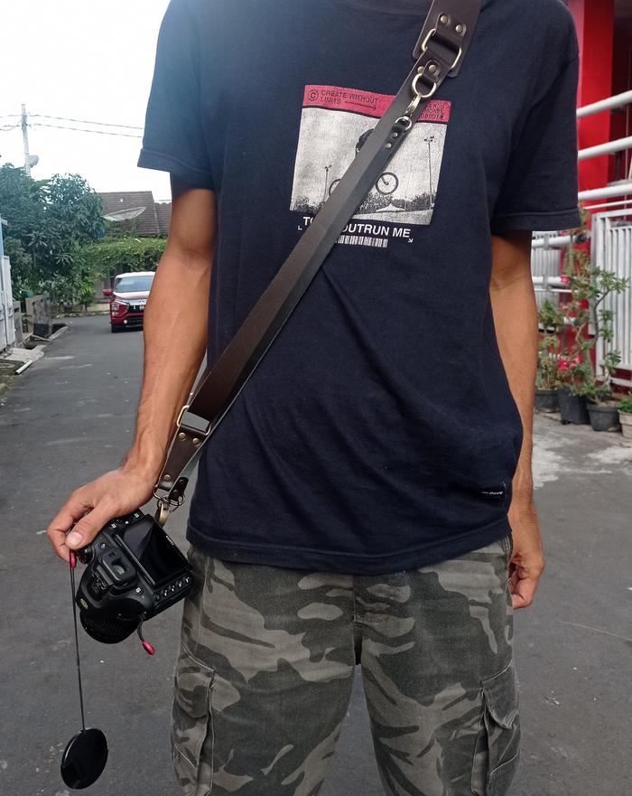 Jual Single Strap Camera Kamera Kulit Asli Satu Lapis Tebal Di Seller ...