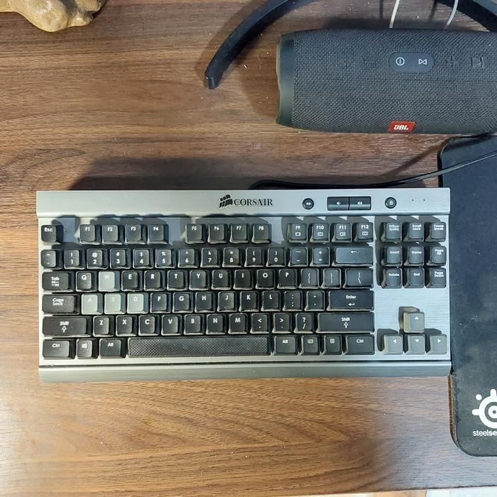 Jual Keyboard Corsair K65 TKL Silver - Kota Surabaya - Chris Tokopedia ...