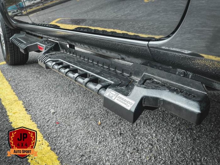 Jual foot step footstep armando ronin hilux revo rocco 2020 - Jakarta ...