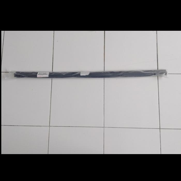 Jual karet pelipit kaca depan dalam KANAN lexus rx350 rx450 ORI 68171 ...