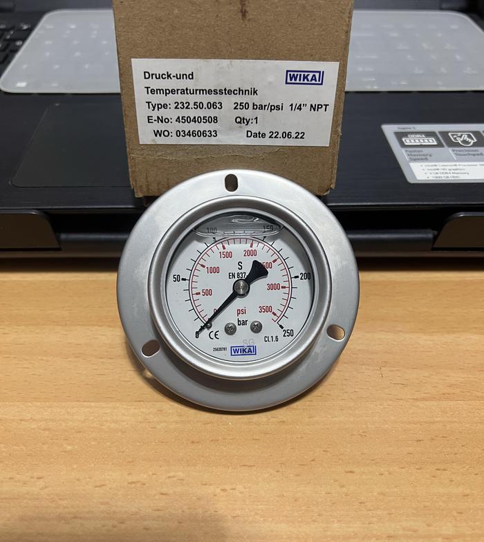 Jual Pressure gauge manometer Wika 2.5 inch 250kg / 3500psi Drat 1/4 ...