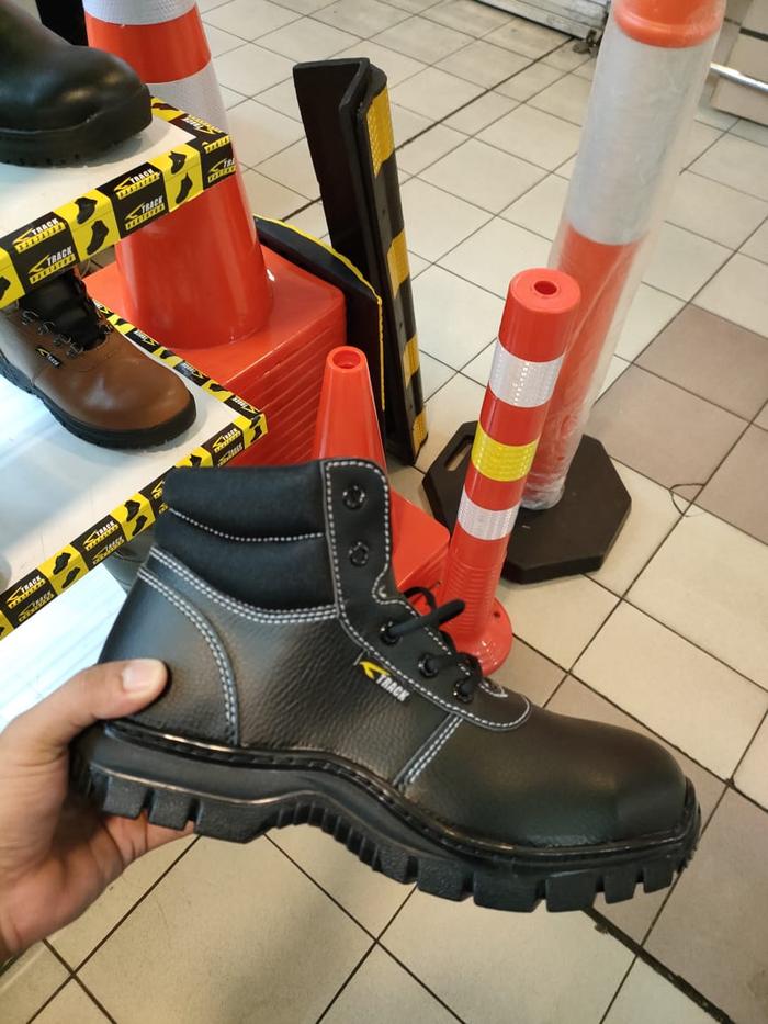 Jual Jual Sepatu Safety TRACK RAKTAYO Type TR-026 Keren - Jakarta Barat ...