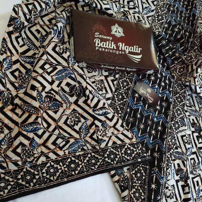 Jual SARUNG BATIK NGALIR, BATIK CAP ORIGINAL, BATIK PREMIUM AM017 - Kab ...