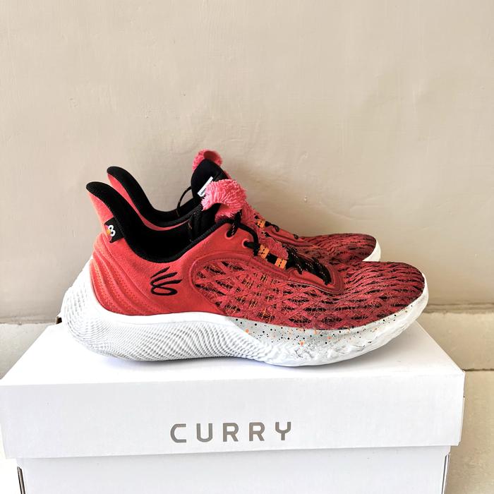 Jual Sepatu Basket Under Armour Curry 9 Elmo US 10.5 - Kab. Sidoarjo ...