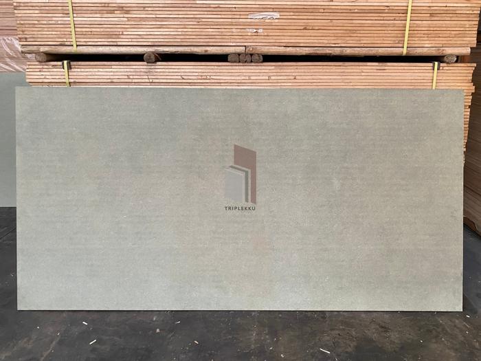 Jual MDF Hijau HMR 18mm 122x244cm Papan MDF Tahan Air Waterproof 18 mm ...