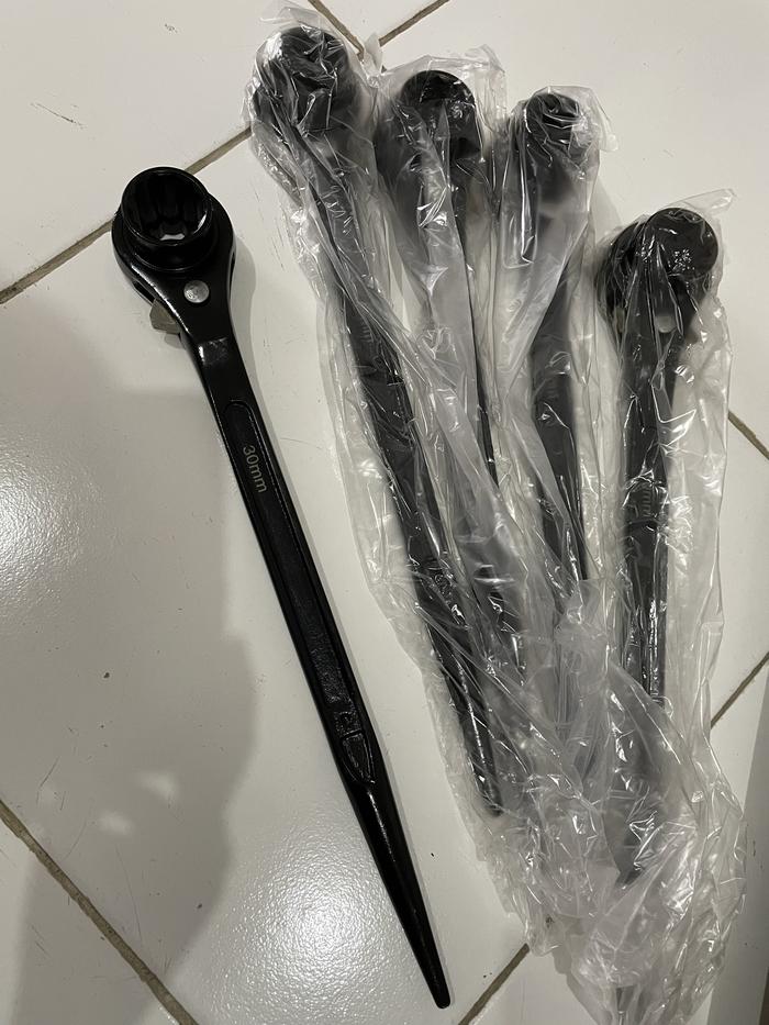 Jual Single Head Ratchet Wrench 12 point 30 mm IMPA 611037 - Jakarta ...