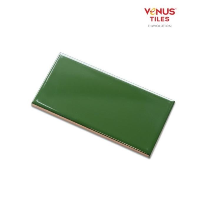 Jual Venus Takko Dark Green Glossy No Bevel - Backsplash Tile - 100 x ...