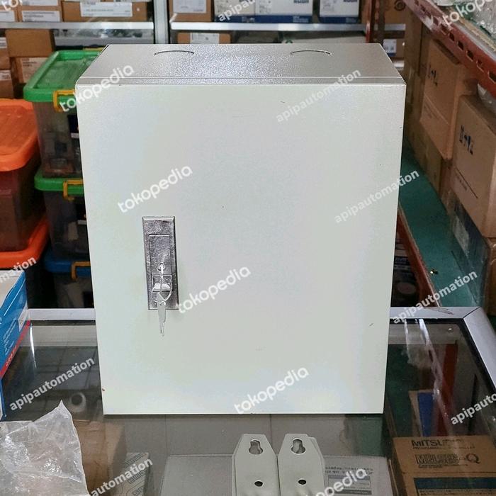 Jual BOX PANEL 30 X 25 X 15CM PLAT 1mm SUDAH BERIKUT KONCI BOX - Kab ...