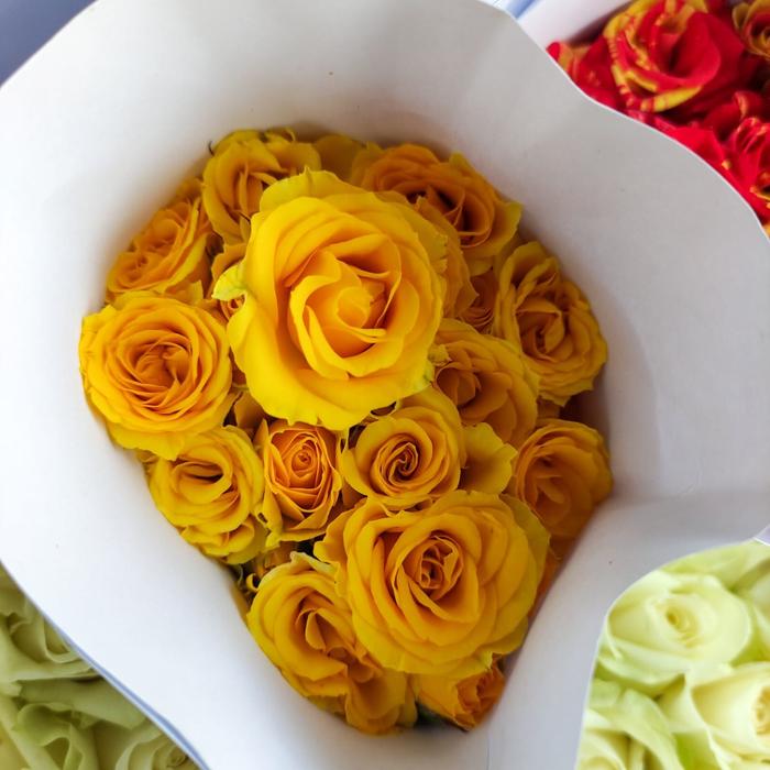 Jual Bunga Baby Rose isi 10 Tangkai (Bunga Potong Segar) - Kuning ...