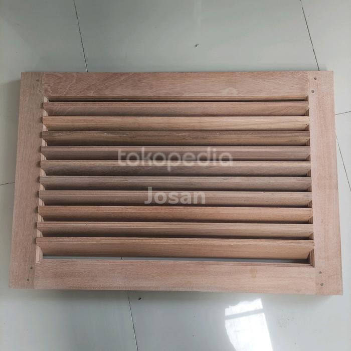 Jual Daun Jendela Krepyak Kayu Bengkirai 80 x 55 cm - Kota Semarang ...