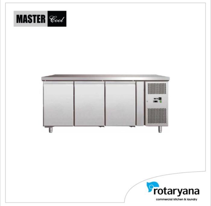 Jual Mastercool Undercounter Chiller 3 Pintu Model GN 3100 TN - Kota Balikpapan - Rotaryana ...