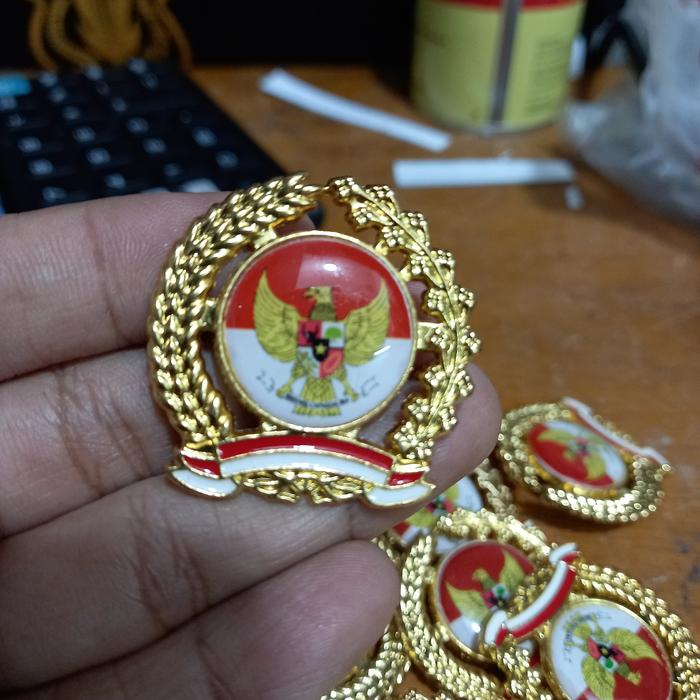 Jual Pin Garuda Merah Putih - Jakarta Pusat - tokohikmaah | Tokopedia