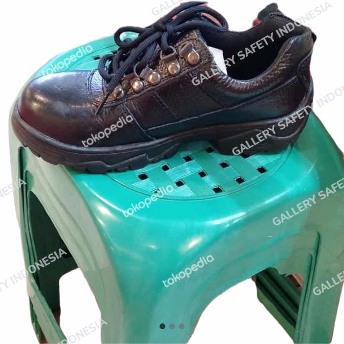 Jual SEPATU SAFETY MODEL TALI MERK OPUS 02 - Jakarta Barat - GALLERY ...
