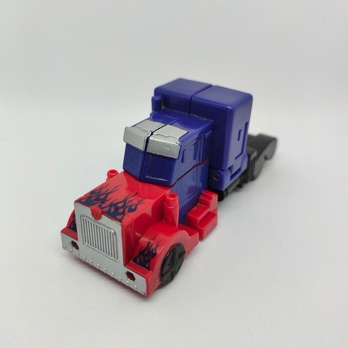 Jual OPTIMUS PRIME Transformers Figures 2 - Kab. Tangerang - Bron Zegen ...