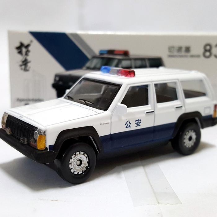 Jual Diecast 1/64 Jeep Cherokee XJ Putih police merk Xcartoys ...