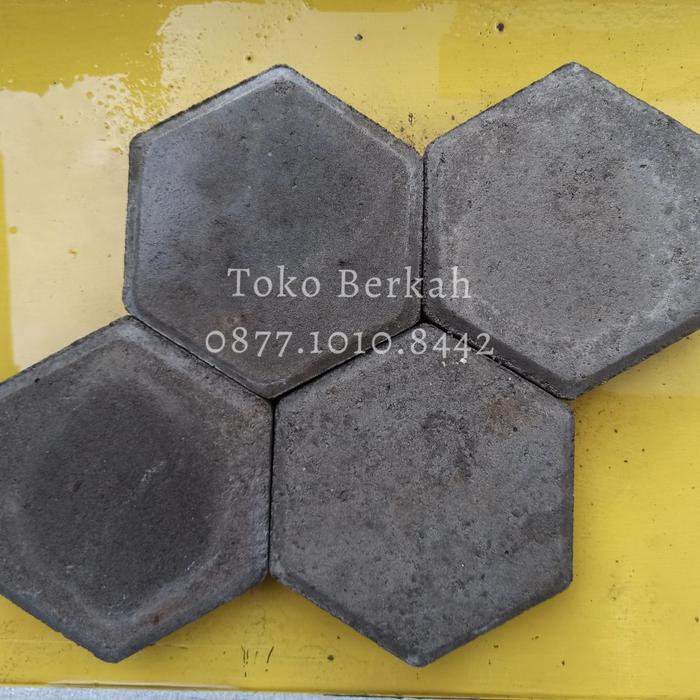 Jual Paving Block Conblock Segi 6 Hexagon Warna Abu Abu 6 Cm - Kota ...