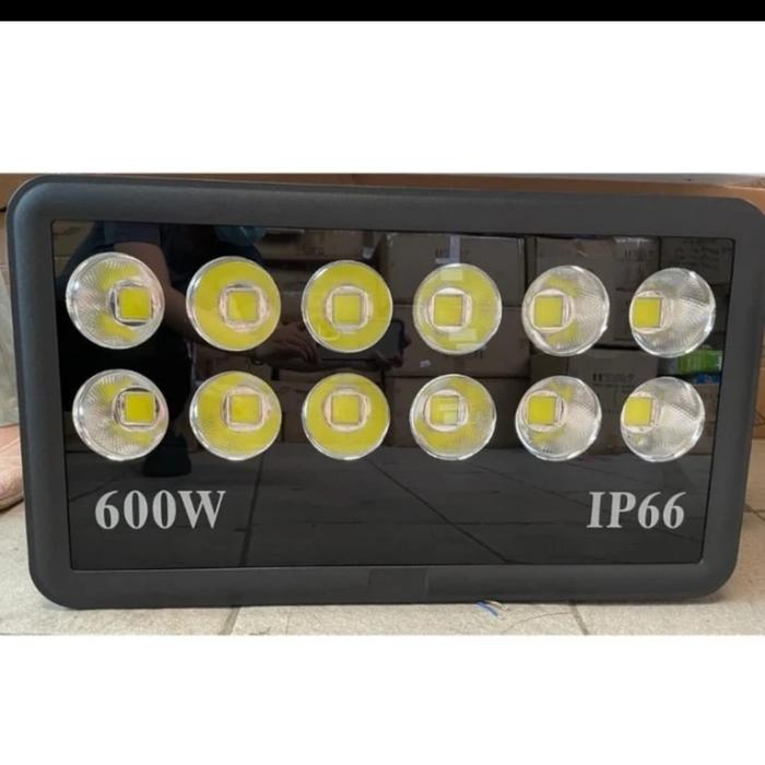 Jual lampu sorot 600w led tembak outdoor 600 watt taman jalan 600w ...
